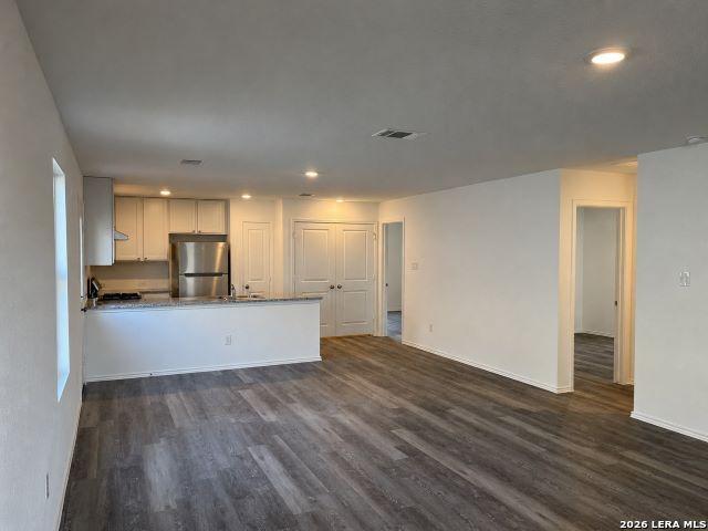 5909 Antonio Pl