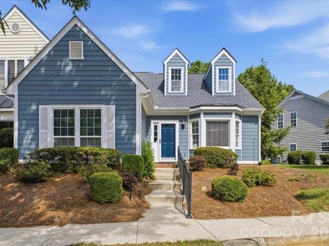 5909 Fitzwilliams Ln, Charlotte, NC 28270