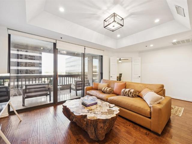 5909 Luther Lane # 800