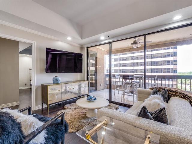 5909 Luther Lane # 900