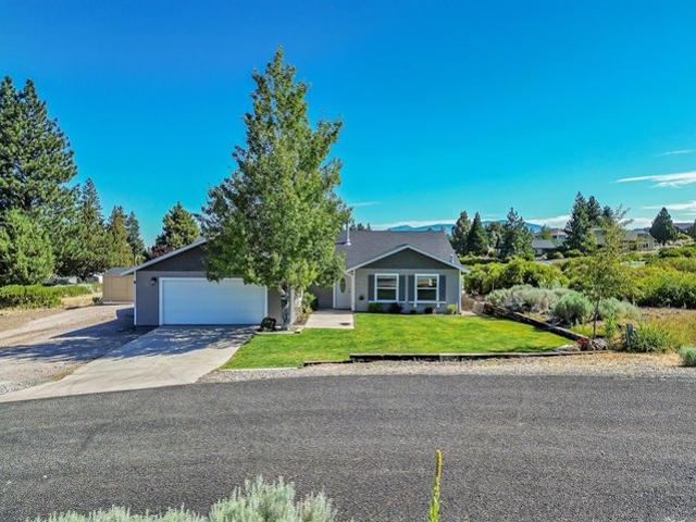 5909 Prairie Dog Ct, Weed, CA 96094
