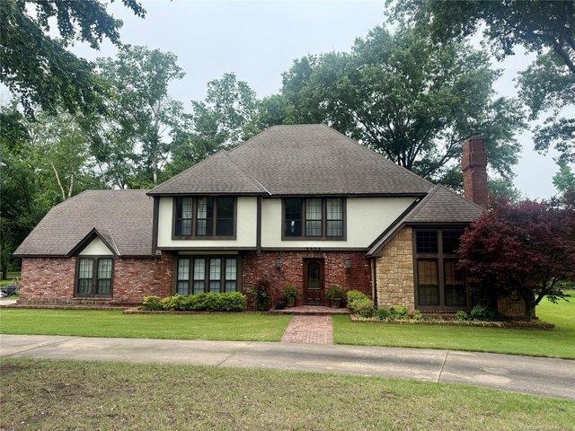 5909 Rolling Oaks Dr, Muskogee, OK 74401