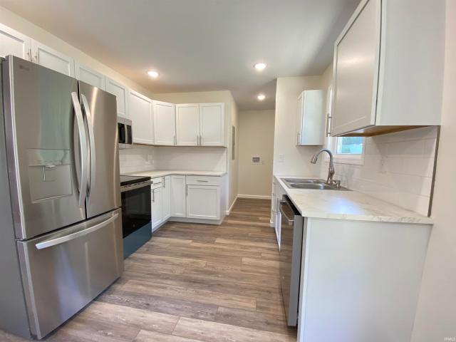 5909 State Road 158