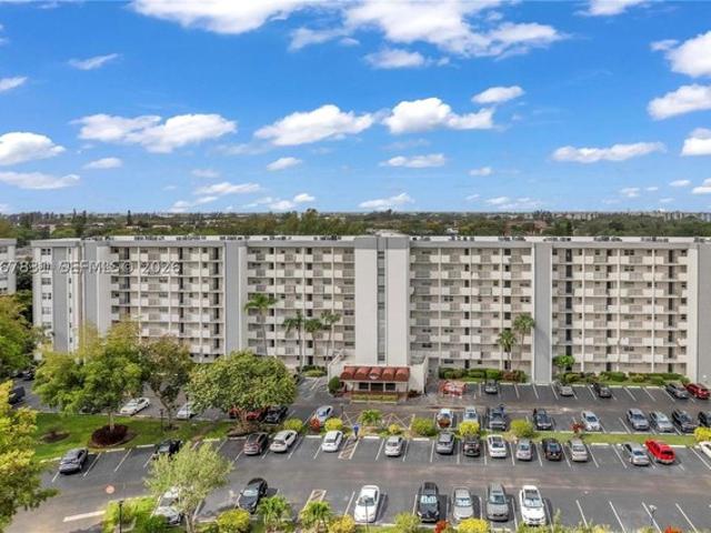 5900 NW 44th St Apt 405, Lauderhill, FL 33319