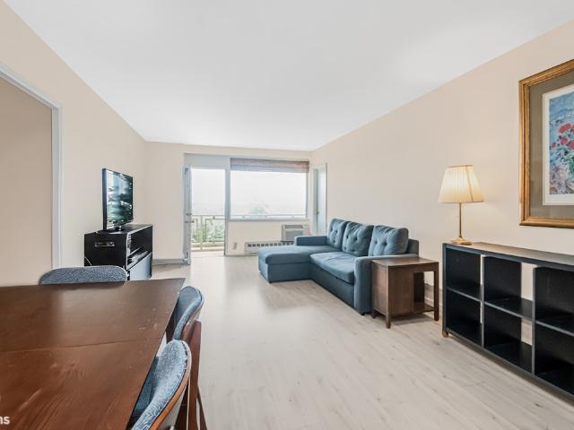 5900 arlington avenue 4g