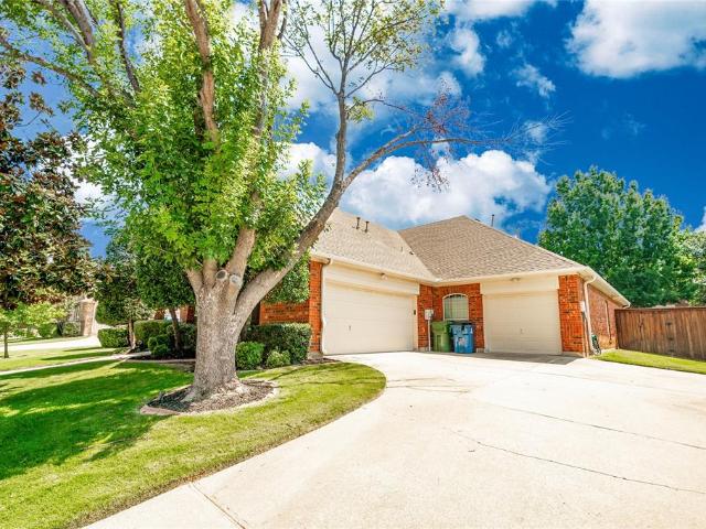 5900 Lavon Drive