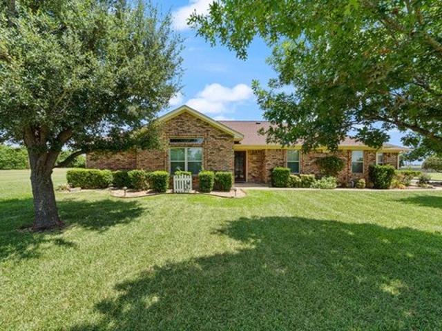 5900 Priscilla Ln, Kaufman, TX 75142