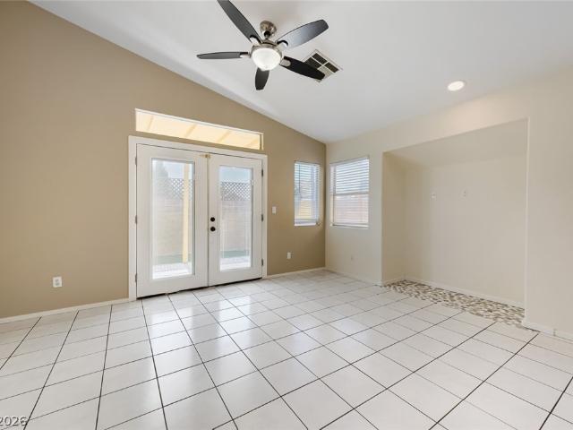 5900 Round Castle Street
