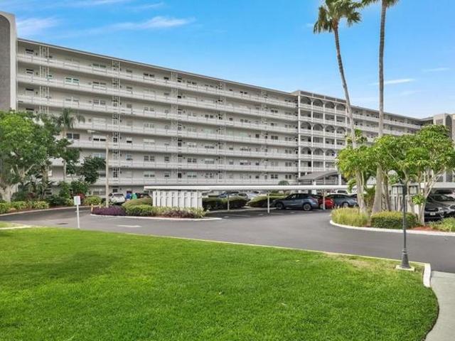 5900 Shore Blvd S #501, Gulfport, FL 33707
