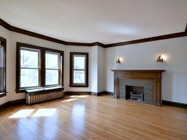 5900 W Ohio St, Unit 2, Chicago, IL 60644 | MLS #12618 | Compass