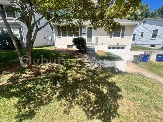 59010459 2437 Cherokee Ln