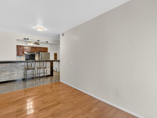 5901 N Sheridan Road # 7G