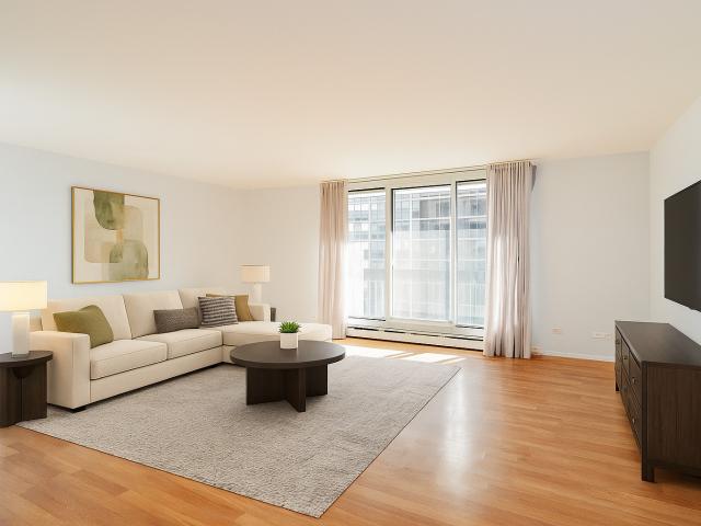 5901 N Sheridan Road # 9G