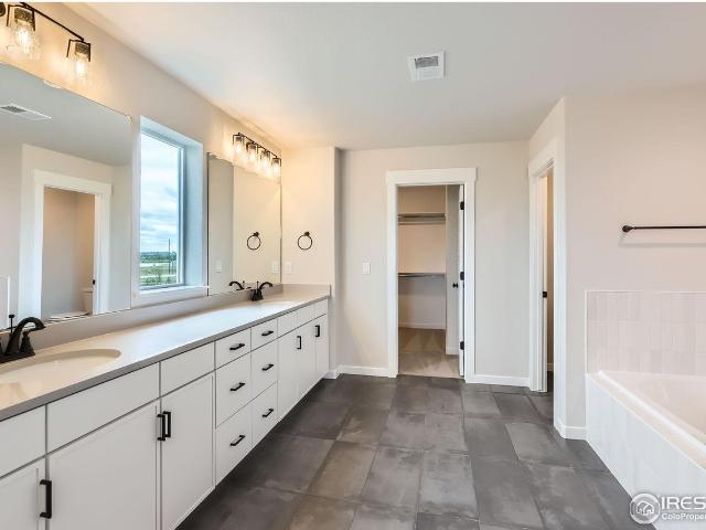 5901 Aspenglow St, Longmont, CO 80504 | MLS #1033