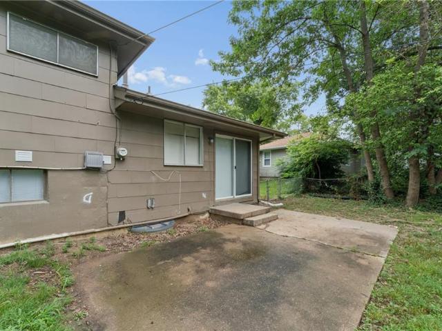 5901 Fairlane Drive