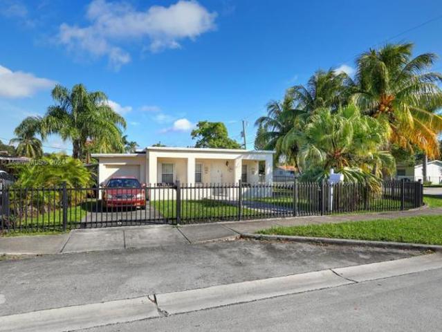 5901 SW 63rd St, South Miami, FL 33143