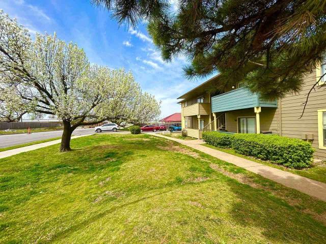 5901 S May Ave 2 Bedroom Apartment for Rent at 5901 S May Ave, Oklahoma City, OK 73119 Mayridge