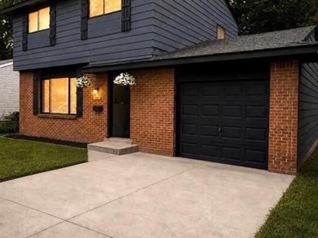 5901 Western Rd, Flint, MI 48506
