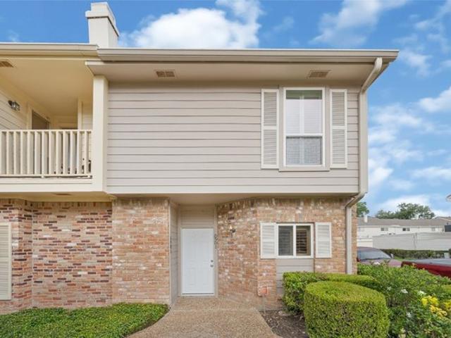 5901 Woodway Place Ct, Houston, TX 77057