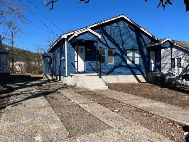 59029999 1424 Greenwood Ave