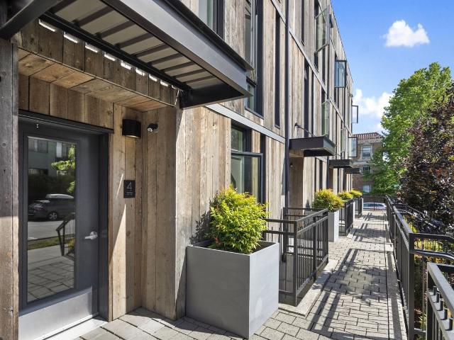 5902 Ballard Studio Apartment for Rent at 5902 22nd Ave Nw, Seattle, WA 98107 Adams
