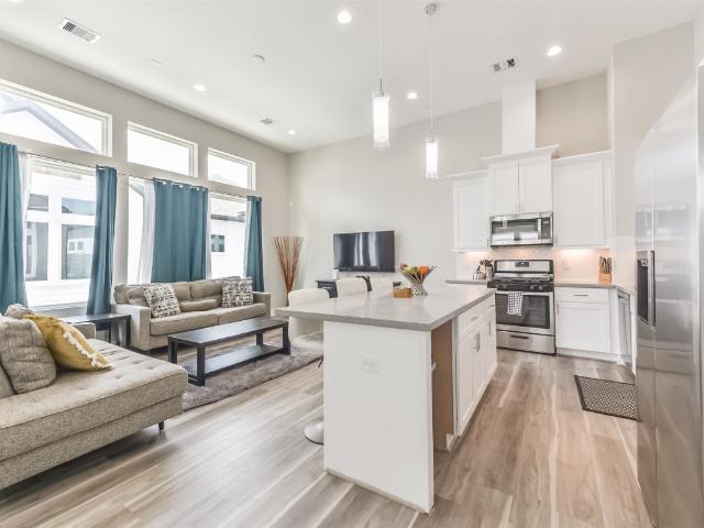 5902 Gardendale Dr, Unit B, Houston, TX 77092 | MLS #26634 | Compass