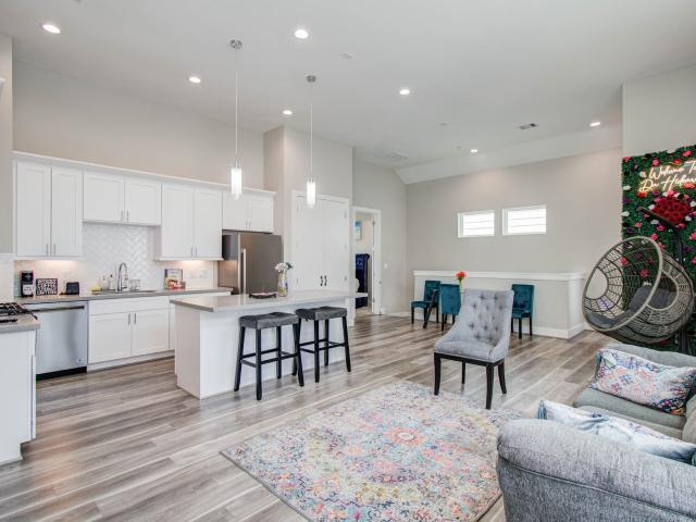 5902 Gardendale Drive C
