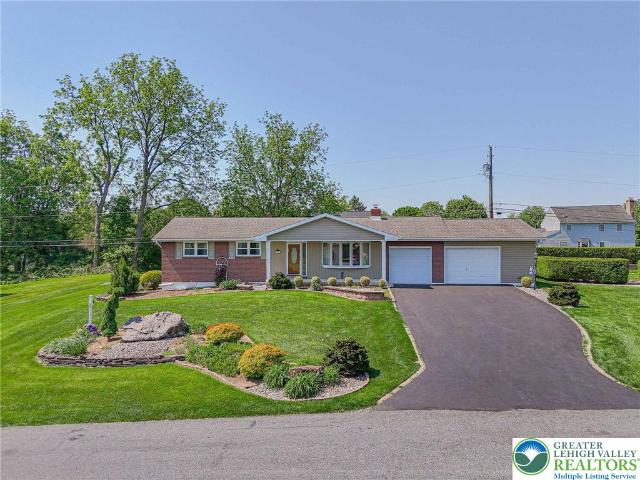 5902 Holiday Drive