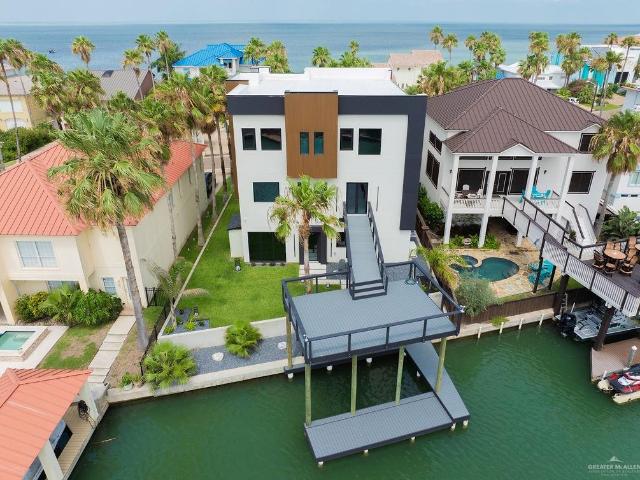 5902 Laguna Circle North Drive