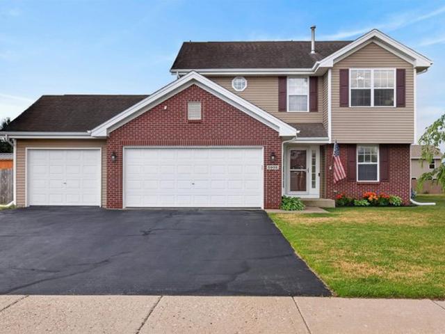 5902 Legacy Ln, South Beloit, IL 61080