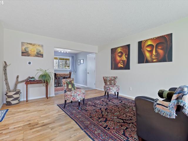 5902 SW 54TH AVE