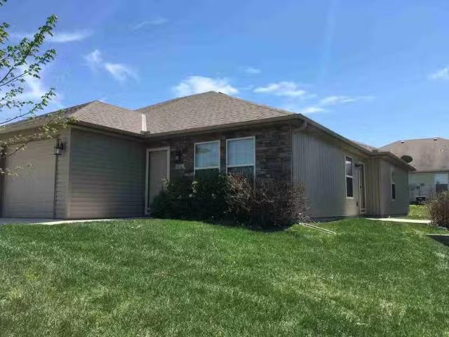 59033120 129 Se Rose Garden Ln
