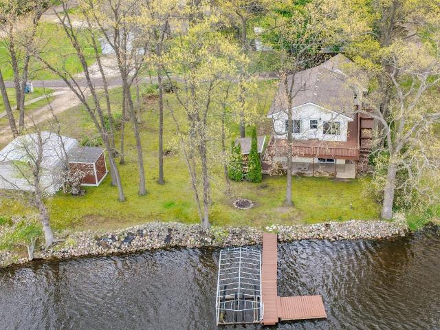 59036 Lakeshore Drive