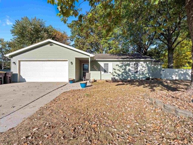 5903 Cheshire Ct, Fort Wayne, IN 46835
