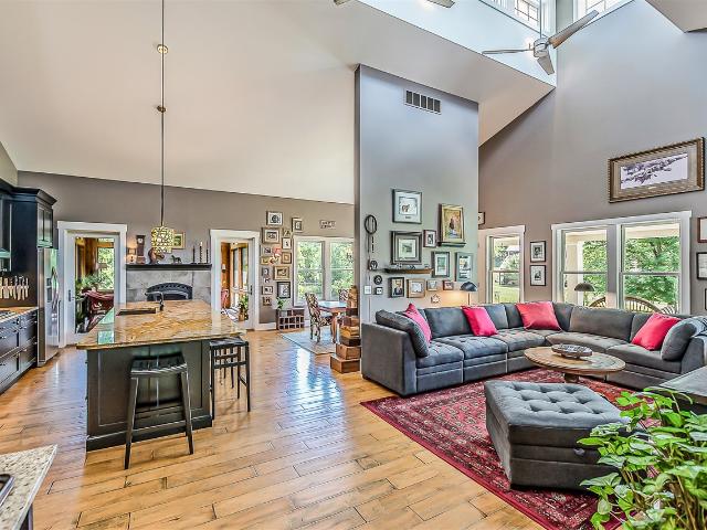 5903 Gregory Road