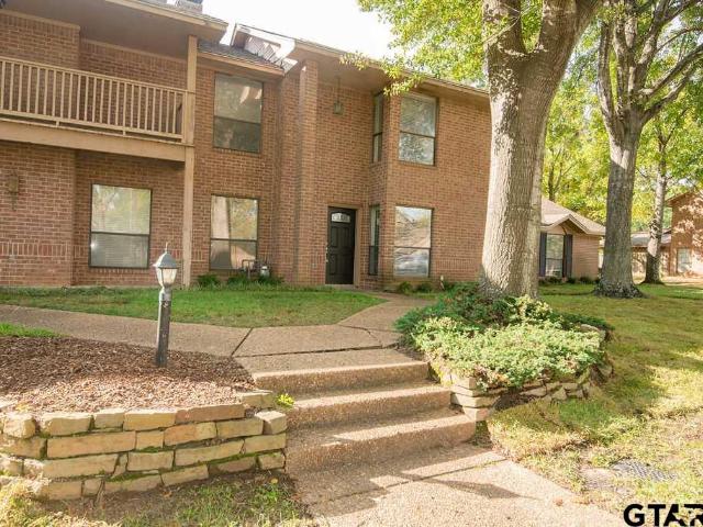 5903 Hollytree Dr, Tyler, TX 75703 | MLS #26006 | Compass