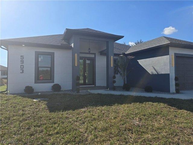 5903 Queen Ave N, Lehigh Acres, FL 33971