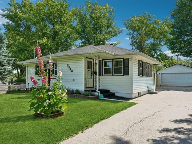 5903 SW 14th St, Des Moines, IA 50315