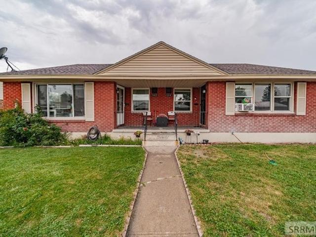 590 592 Holbrook Dr, Idaho Falls, ID 83401