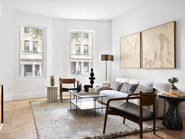 590 6th St Apt 1L, Brooklyn, NY 11215