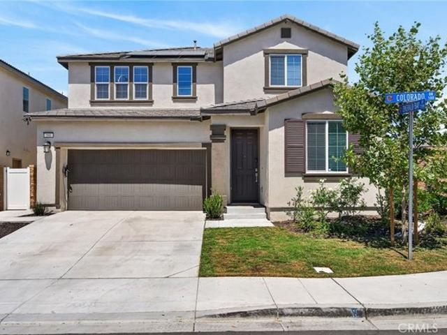 590 Colorado Dr, Rialto, CA 92377