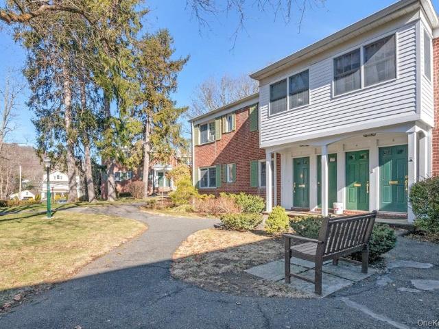 590 Bedford Road 2