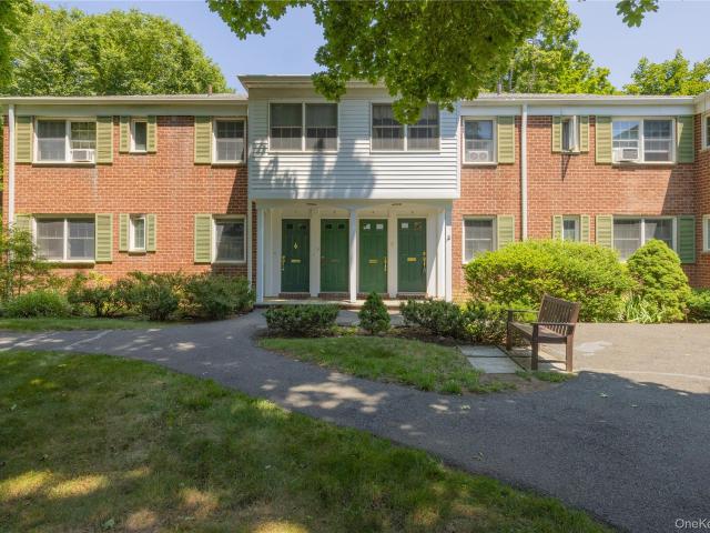 590 Bedford Road 3