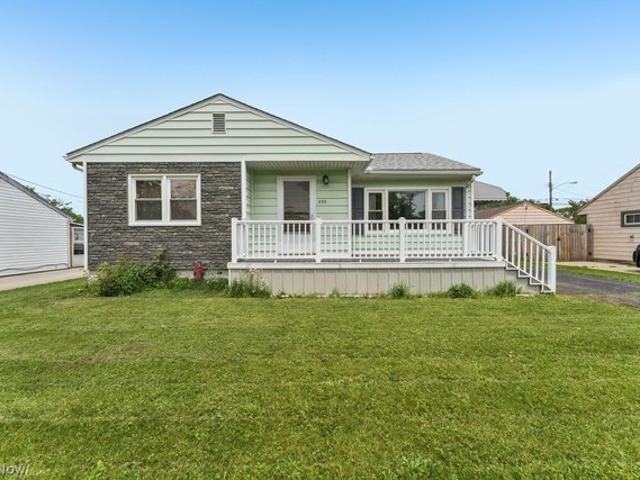 590 Bell Ave, Elyria, OH 44035