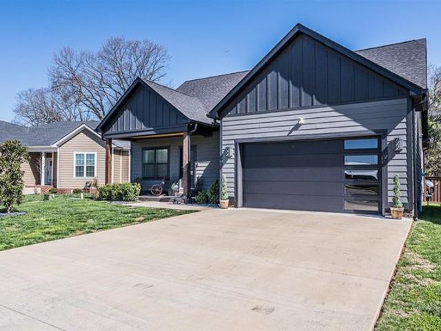 590 Denver Cir, Bowling Green, KY 42103