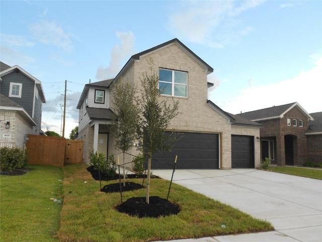 590 Long Br Dr, Dayton, TX