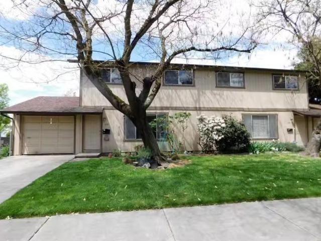 590 SE 8th St unit A, Grants Pass, OR 97526 590 Se 8th St Apt A