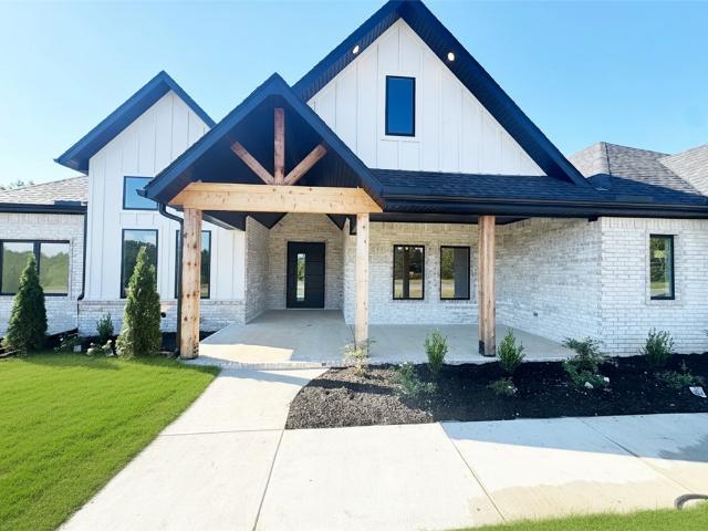 590 Shooting Star Lane
