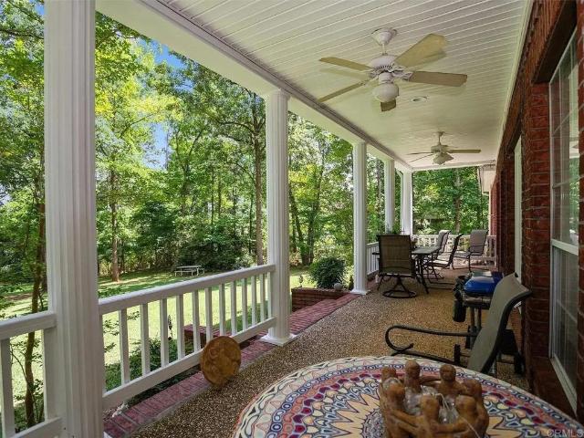 590 Shoreline Drive