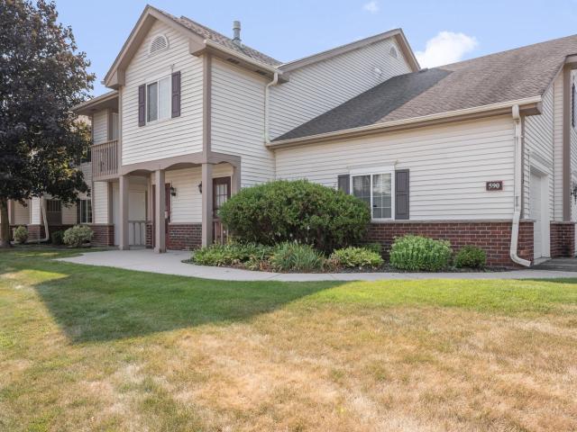 590 Pewaukee Rd, Unit C